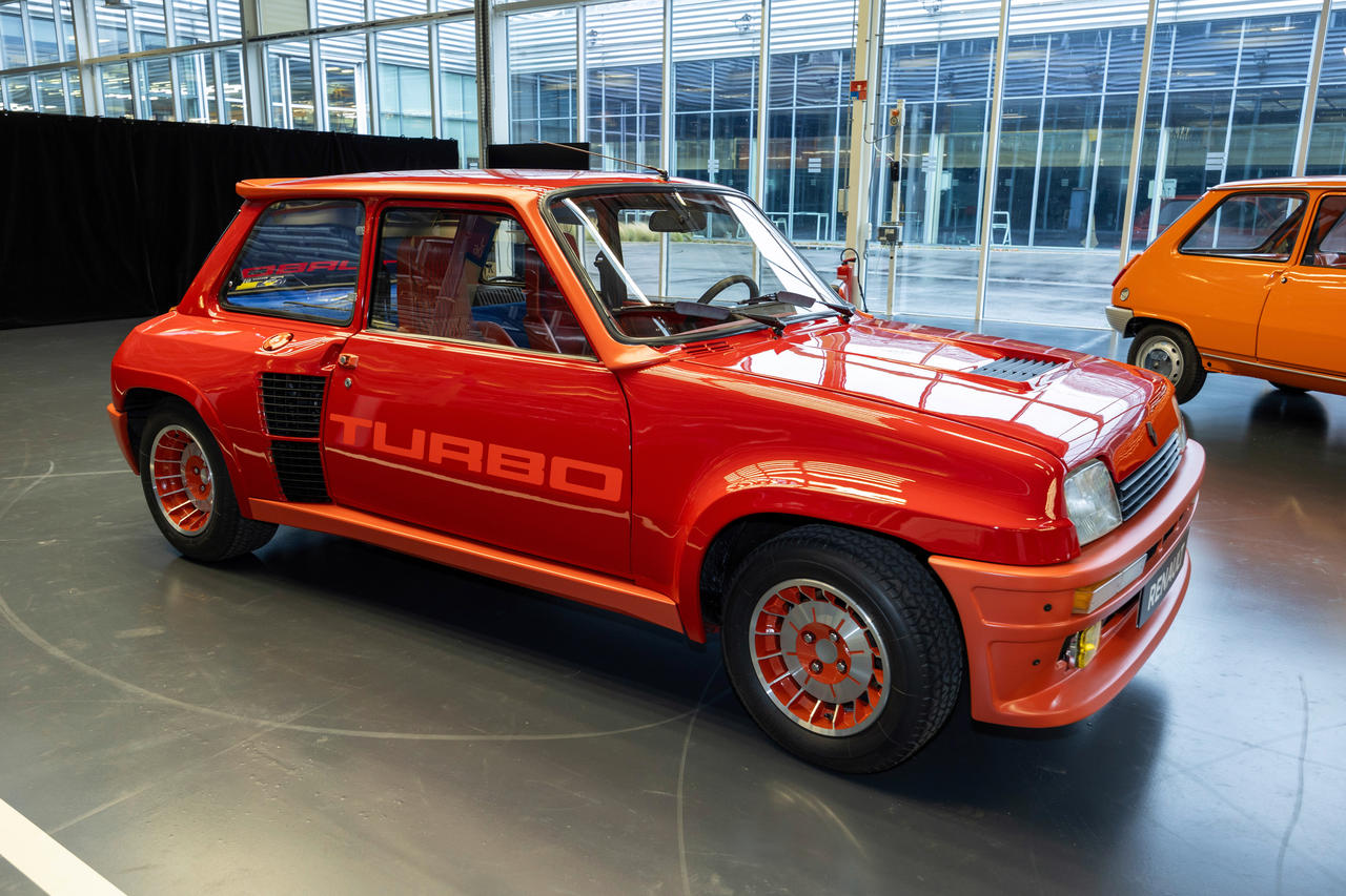Diaporama et photos - Renault 5 (2024). Retour vers le passé à bord de ...