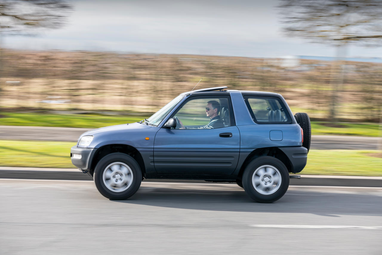 Diaporama et photos - Essai rétro Toyota RAV4 mk1 (1994-2000) : le SUV ...