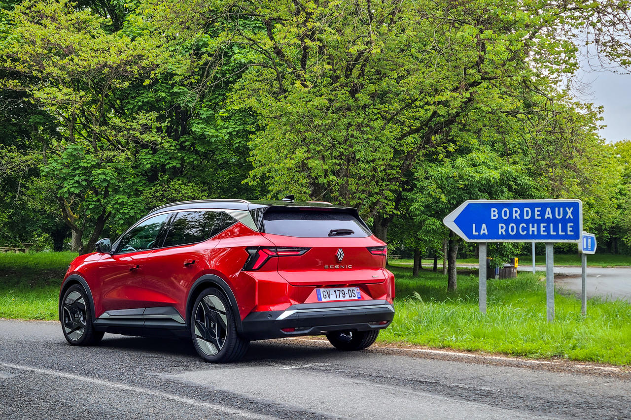 Essai Renault Scénic E-Tech : notre verdict sur 2 500 km