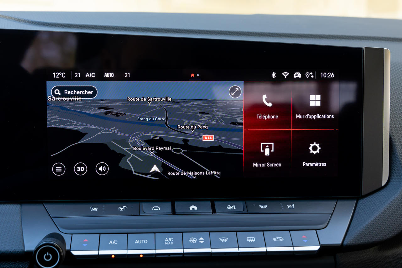 Photo 14 - GPS Opel Astra hybrid - Essai Opel Astra Hybrid 136 ch (2024) : mieux que le 1.2 ...