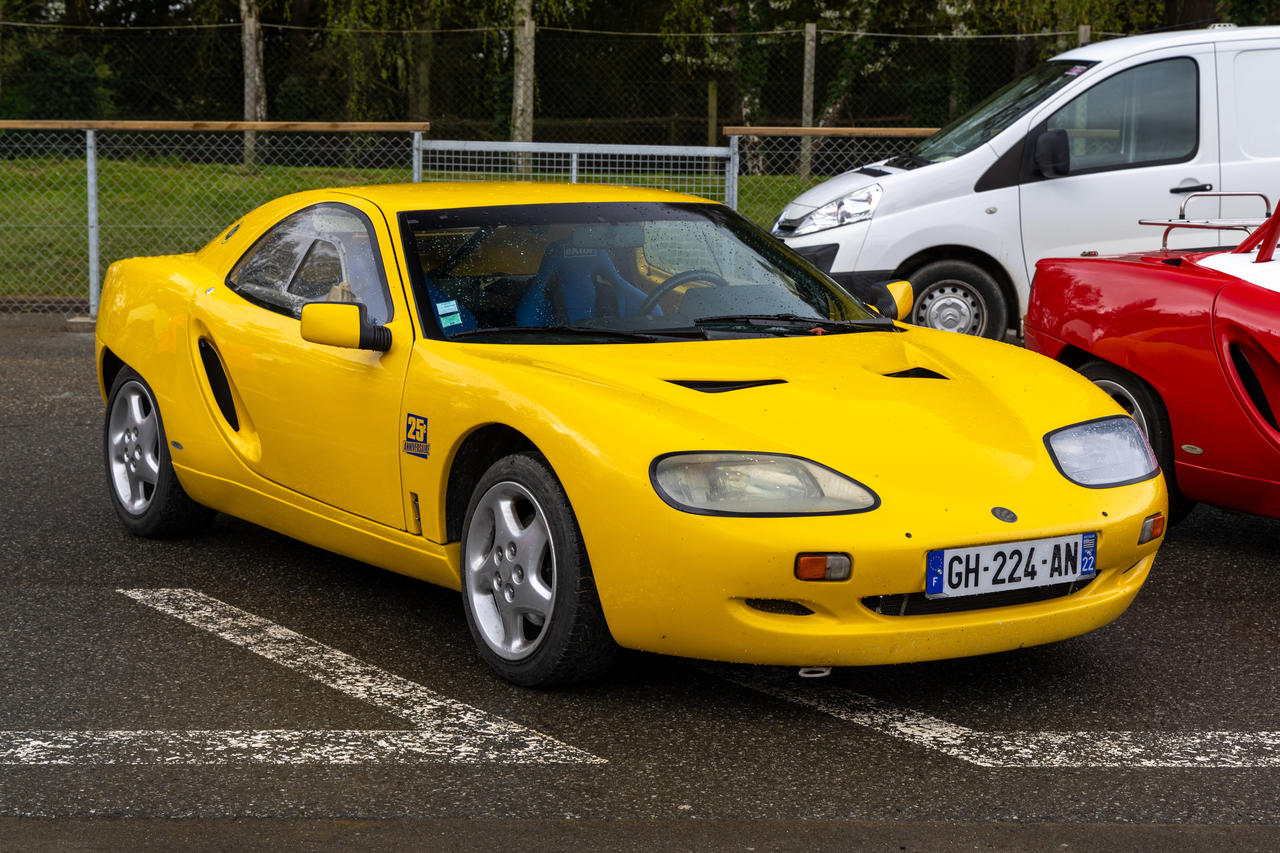 Hommell Berlinette. La folle histoire (et l'essai) de la Lotus à la ...