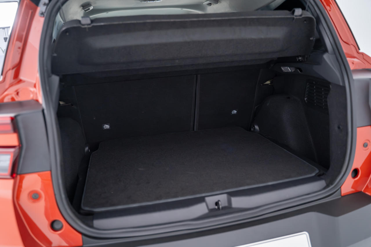 Opel Frontera (2024). À bord du nouveau SUV électrique et hybride aux ...