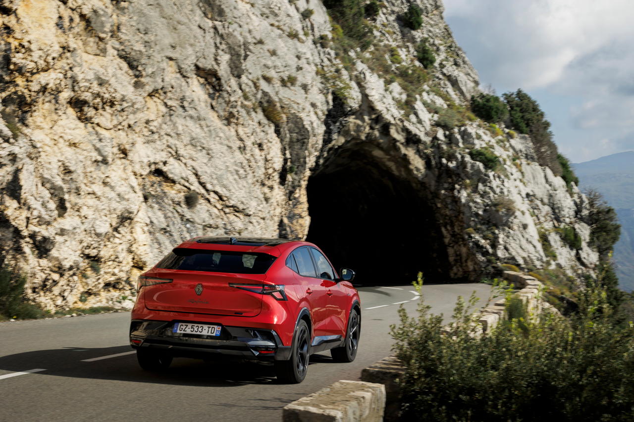 Essai Renault Rafale E-Tech 4x4 300ch Atelier Alpine : les watts et la ...