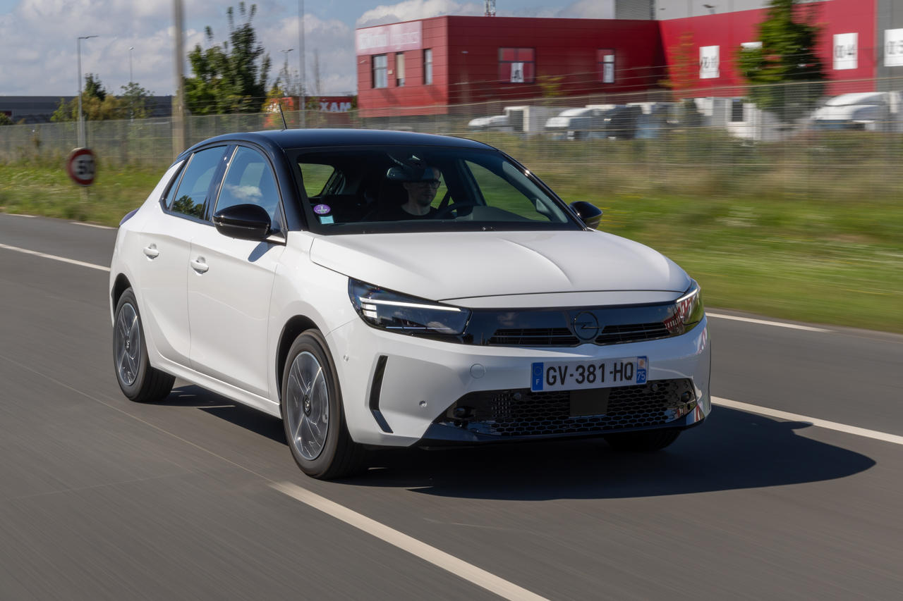 Guide d’achat. Quelle petite voiture hybride choisir