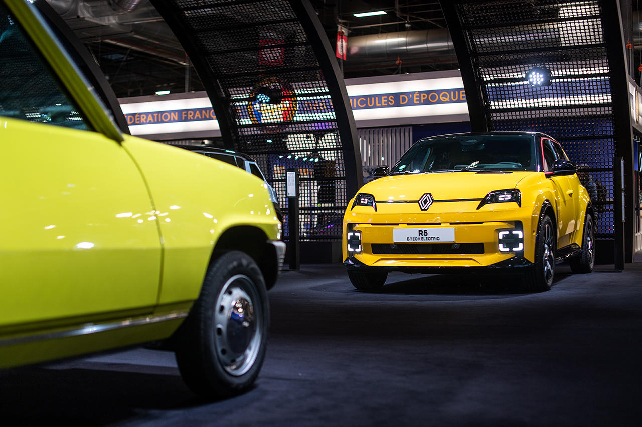 Renault 4 et R5. Le secret des éclairages du SUV et de la citadine par ...