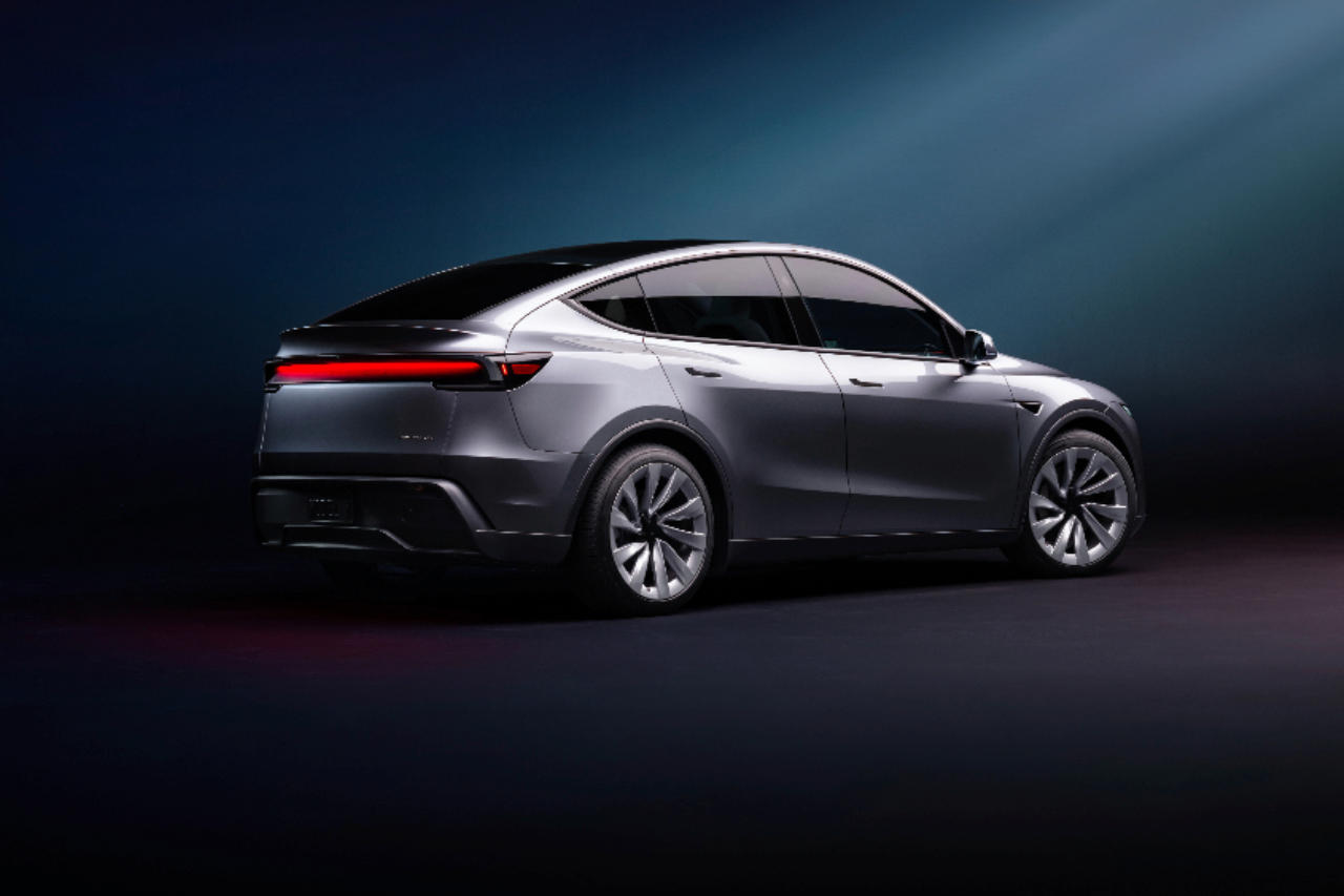 Tesla Model Y restylé (2025). Le SUV électrique nous ouvre ses portes