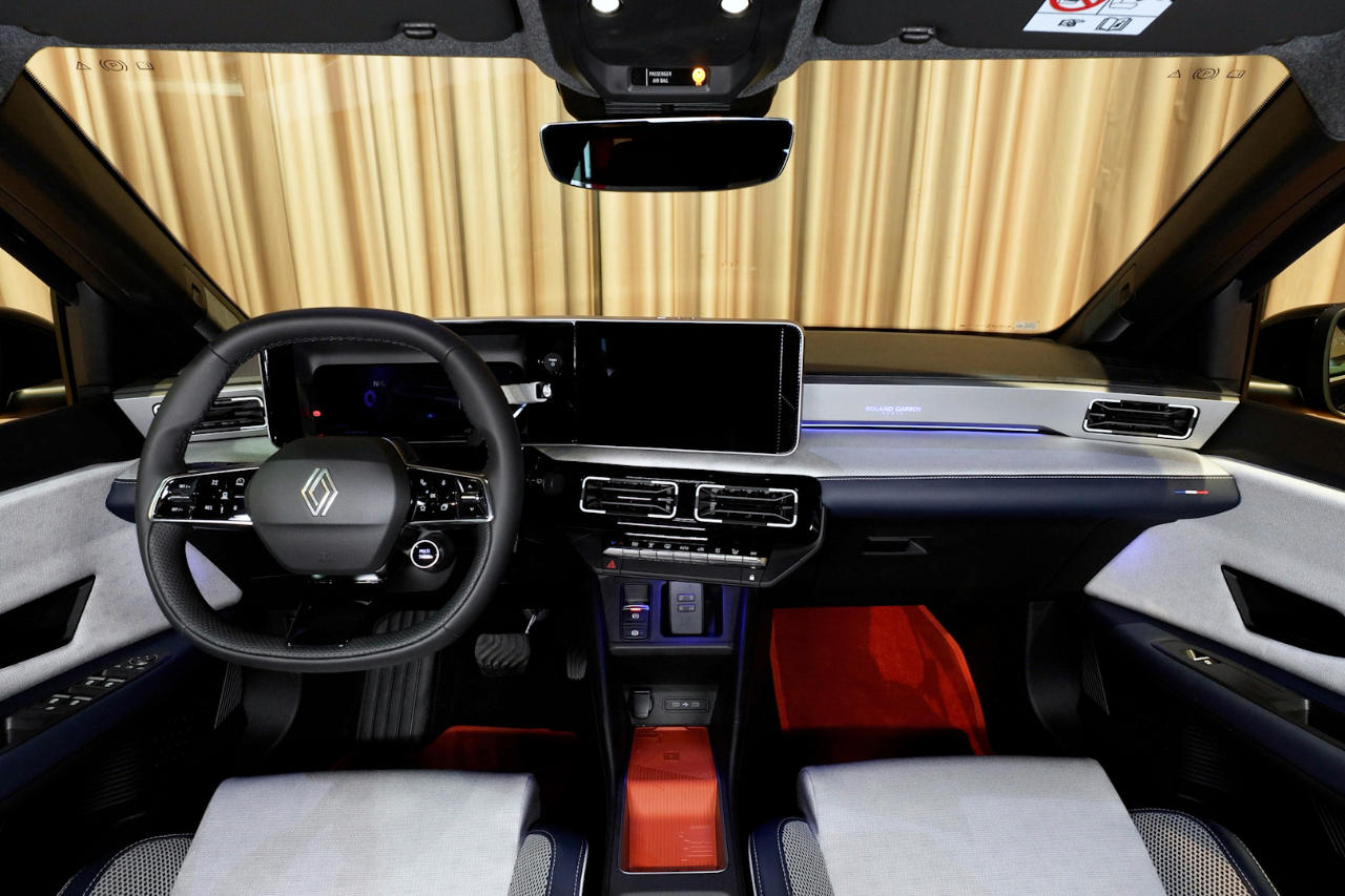 Renault 5 Roland-Garros (2025). Notre vidéo à bord de l’inédite série ...