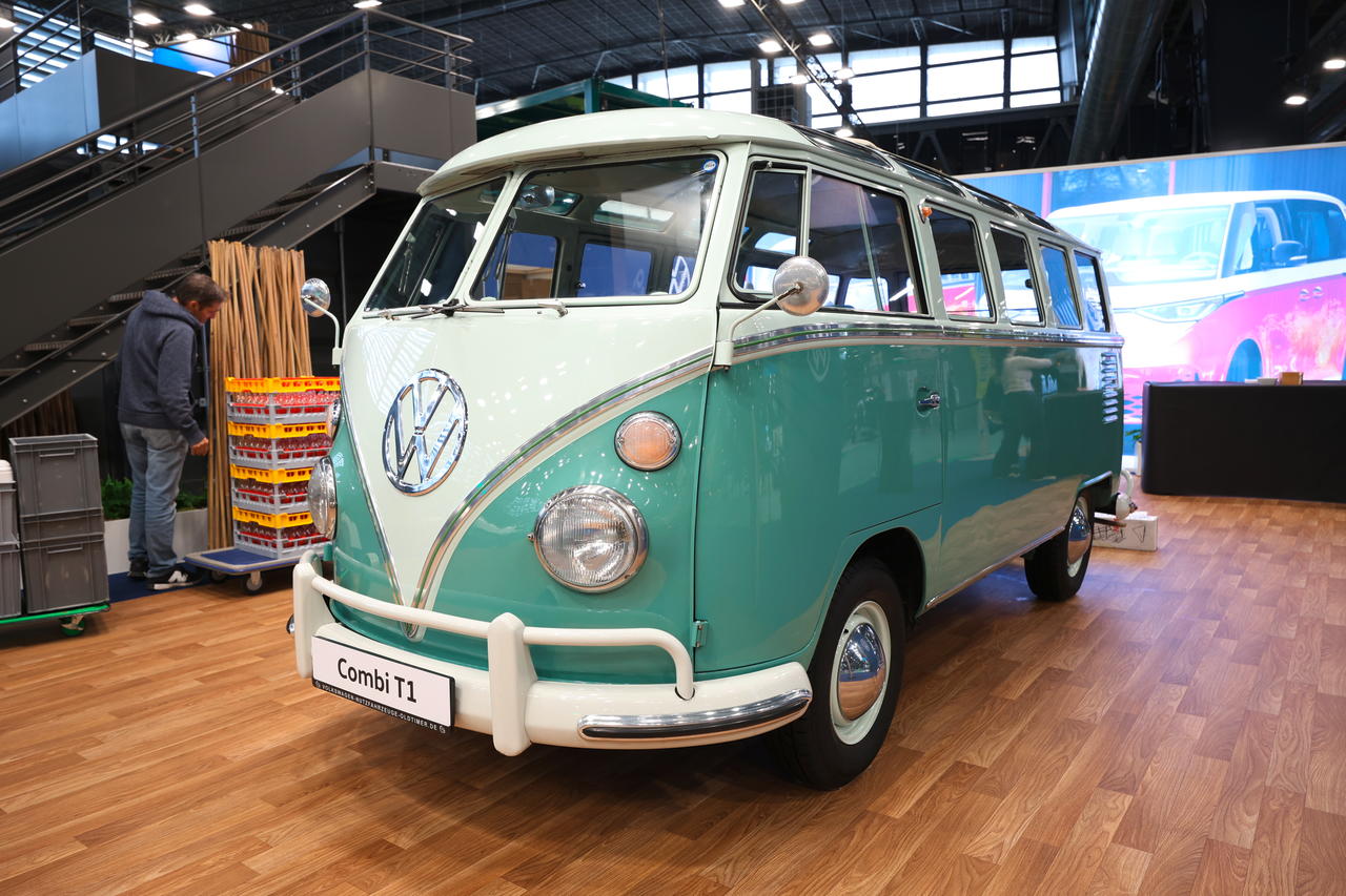 Skyworth Summer (2025). La copie chinoise du Volkswagen Combi dévoilée ...