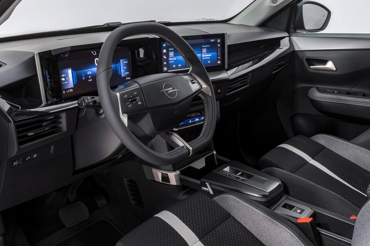 Opel Frontera (2025). La version grande autonomie du SUV électrique ...