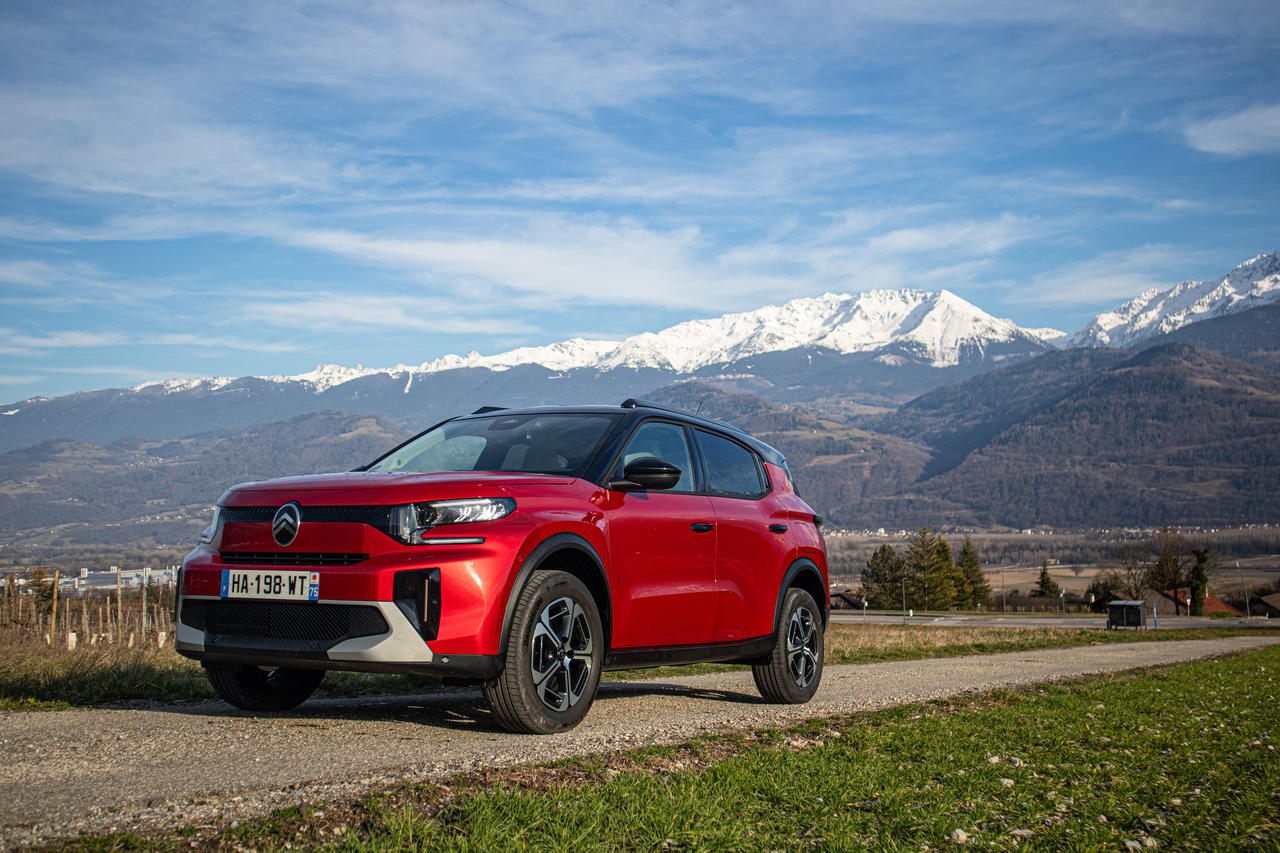 Citroën C3, C3 Aircross et Peugeot 208 hybrides : pourquoi les délais ...