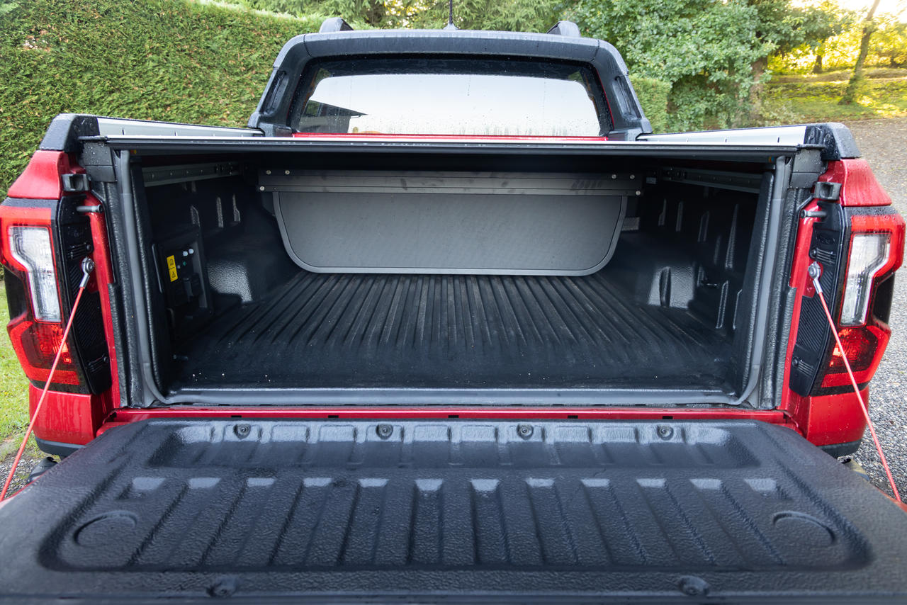 Essai Ford Ranger PHEV (2025). Le pick-up hybride sans malus et avec ...