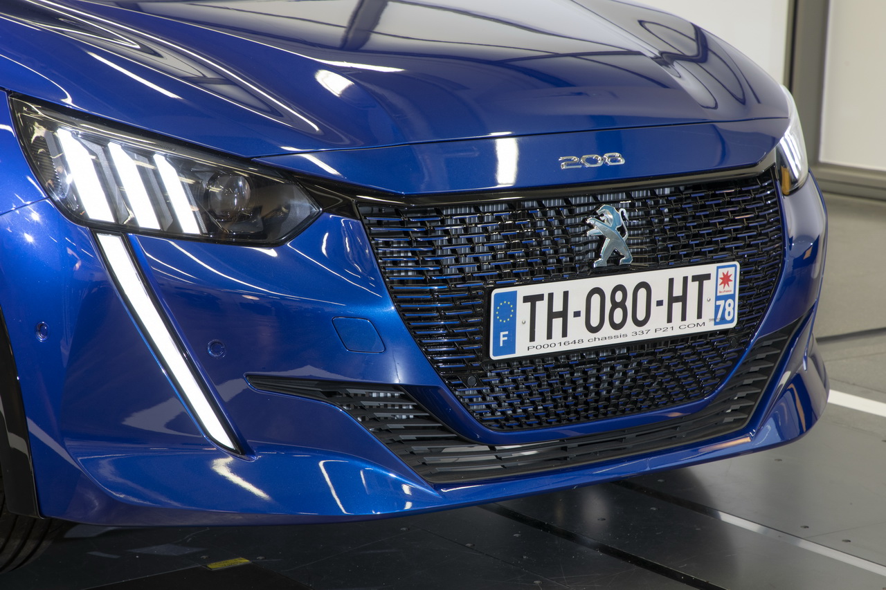 Peugeot e-208 (2019) : la nouvelle 208 électrique en détail - Photo #18 ...