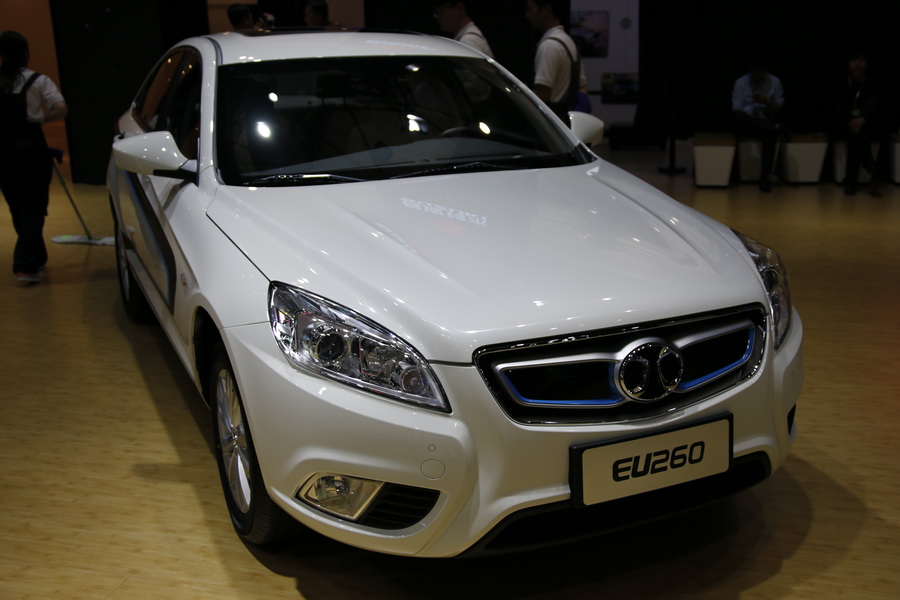 Photo 22 - BAIC EU260 copine chinoise mercedes - Le meilleur et le pire des copies chinoises