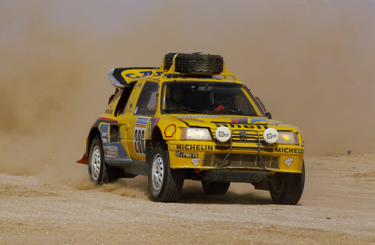 Photo 2 - Peugeot 205 Turbo 16 Camel Dakar 1987 - Diaporama : les ...