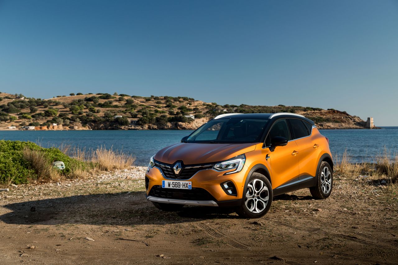 Photo 2 - Renault Captur intens orange statique avant - Renault Captur ...