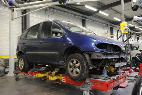 Diaporama et photos - Réparation-collision : la flambée des prix ...