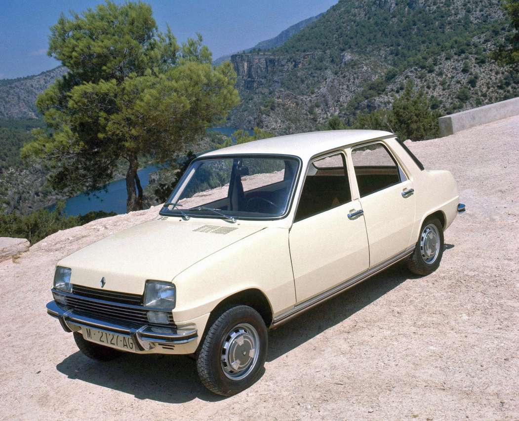 Photo 17 - Renault Siete 1974 - Top 50 des voitures les plus moches d ...