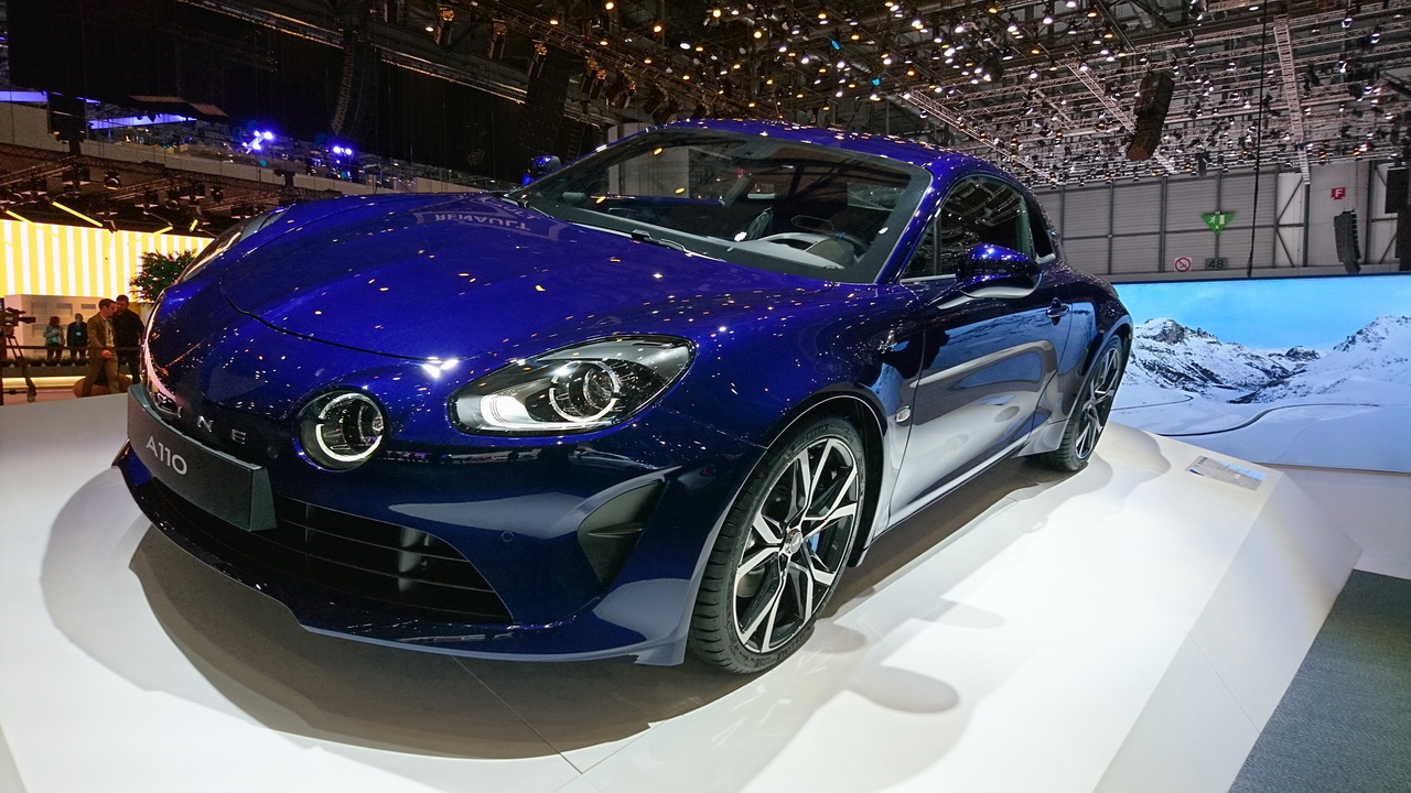 Prix Alpine A110 Pure et Légende : les tarifs et équipements dévoilés ...