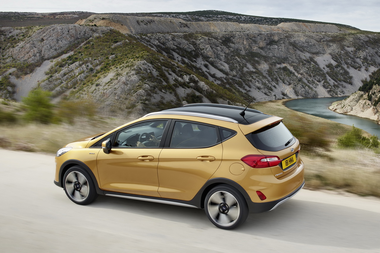 Photo 3 - Vue arrière ford fiesta active 2018 - Prix Ford Fiesta Active ...