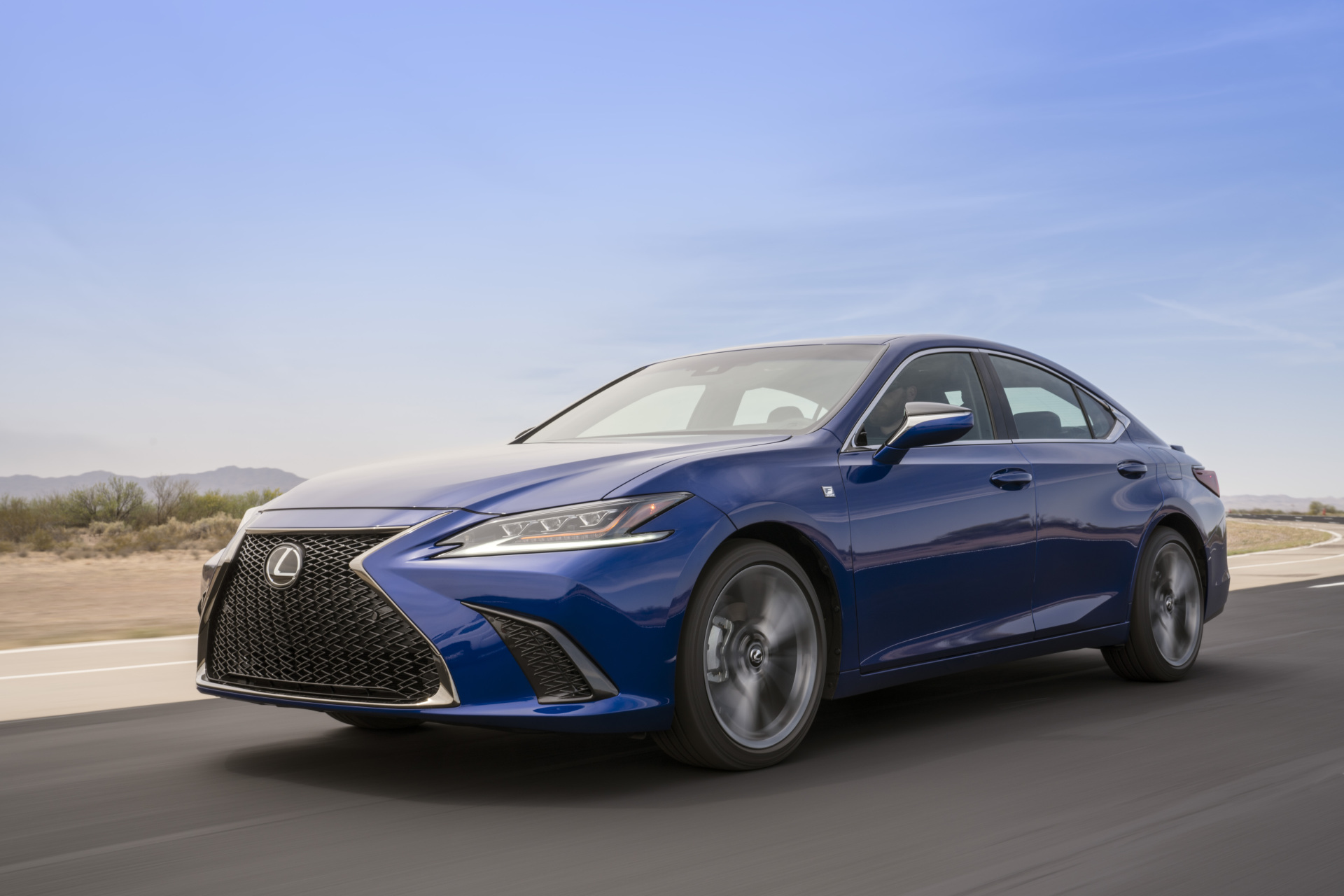 Diaporama et photos - Lexus ES 2018 : infos et photos de la remplaçante ...