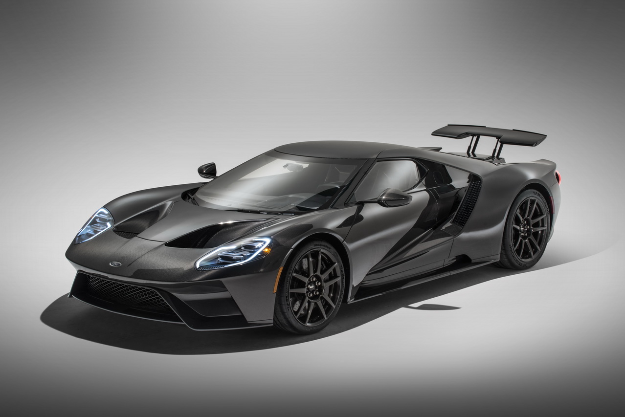 Ford GT 2020 : 660 ch et une coque en carbone apparent
