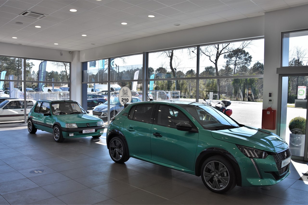 Peugeot 208 (2021). Une version Griffe hommage à la 205 GTi