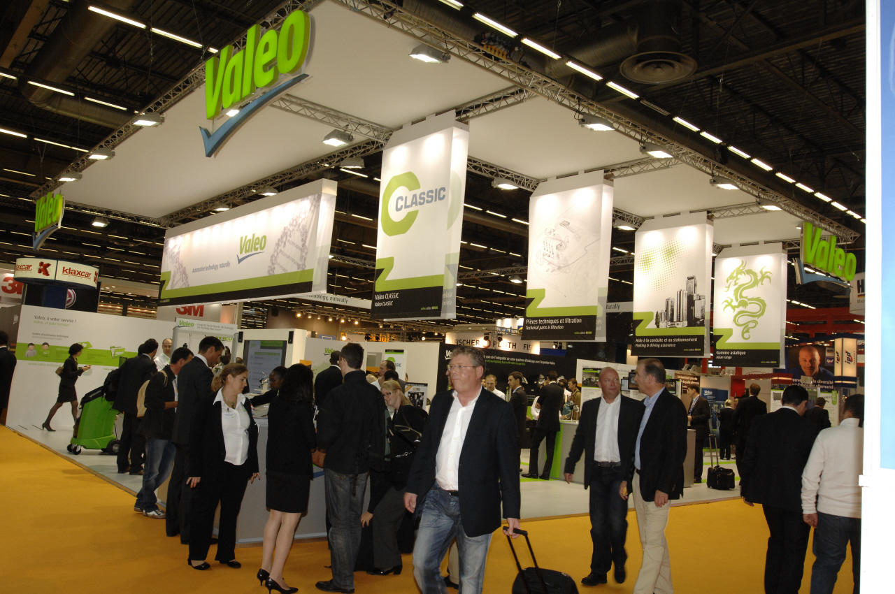 Diaporama et photos - Valeo rachète la dernière usine de composants de ...