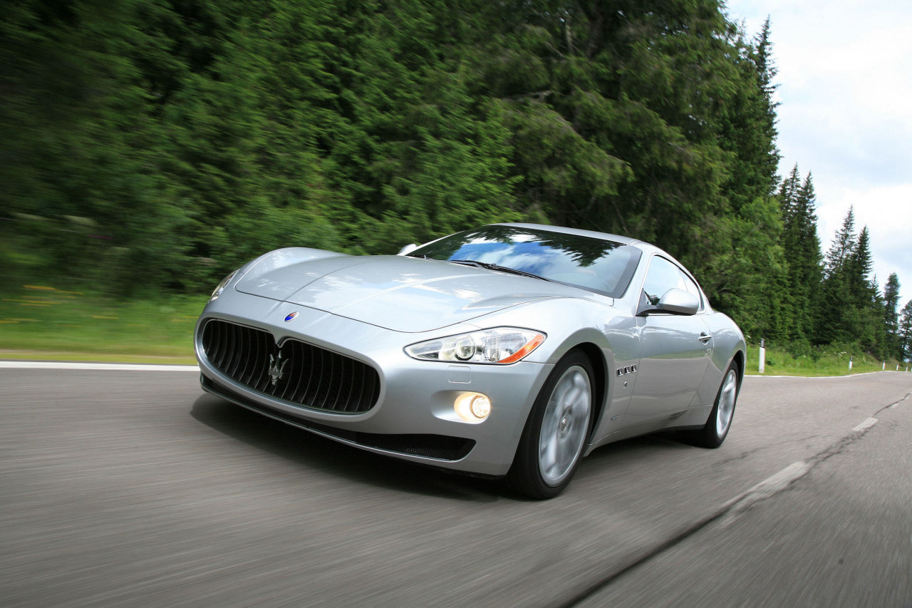 Photo 2 - Maserati expose ses voitures de légende
