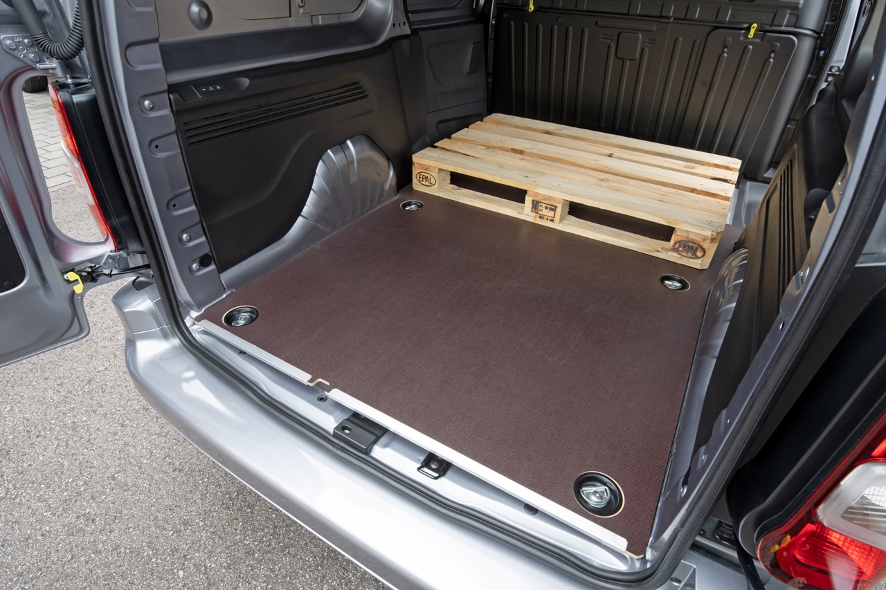 Photo 6 - espace chargement opel combo-e XL - Essai Opel Combo-e Cargo ...