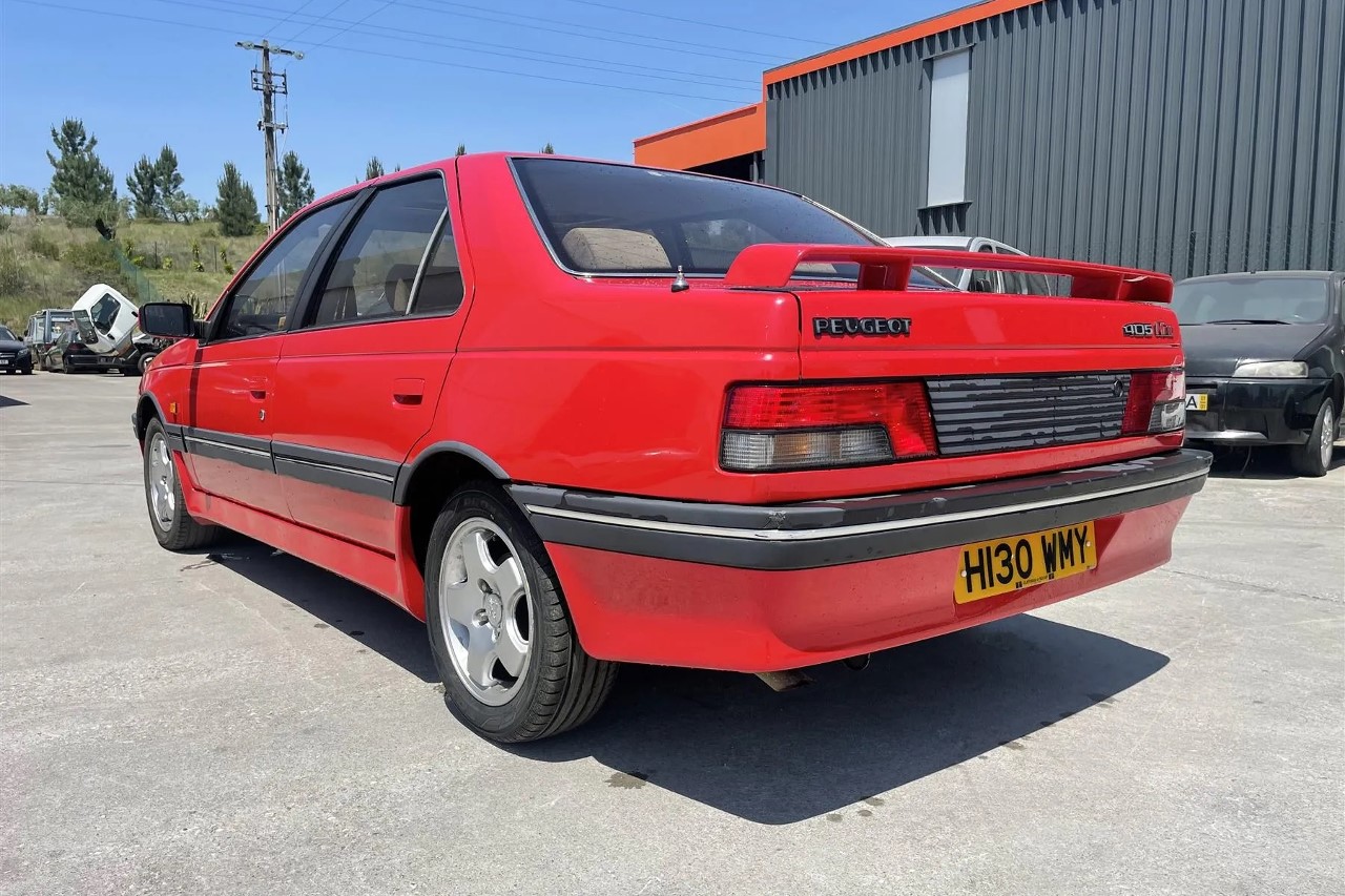 Peugeot 405 Mi16 (1990). Un exemplaire collector à 5 000 € ? - Photo #2 ...