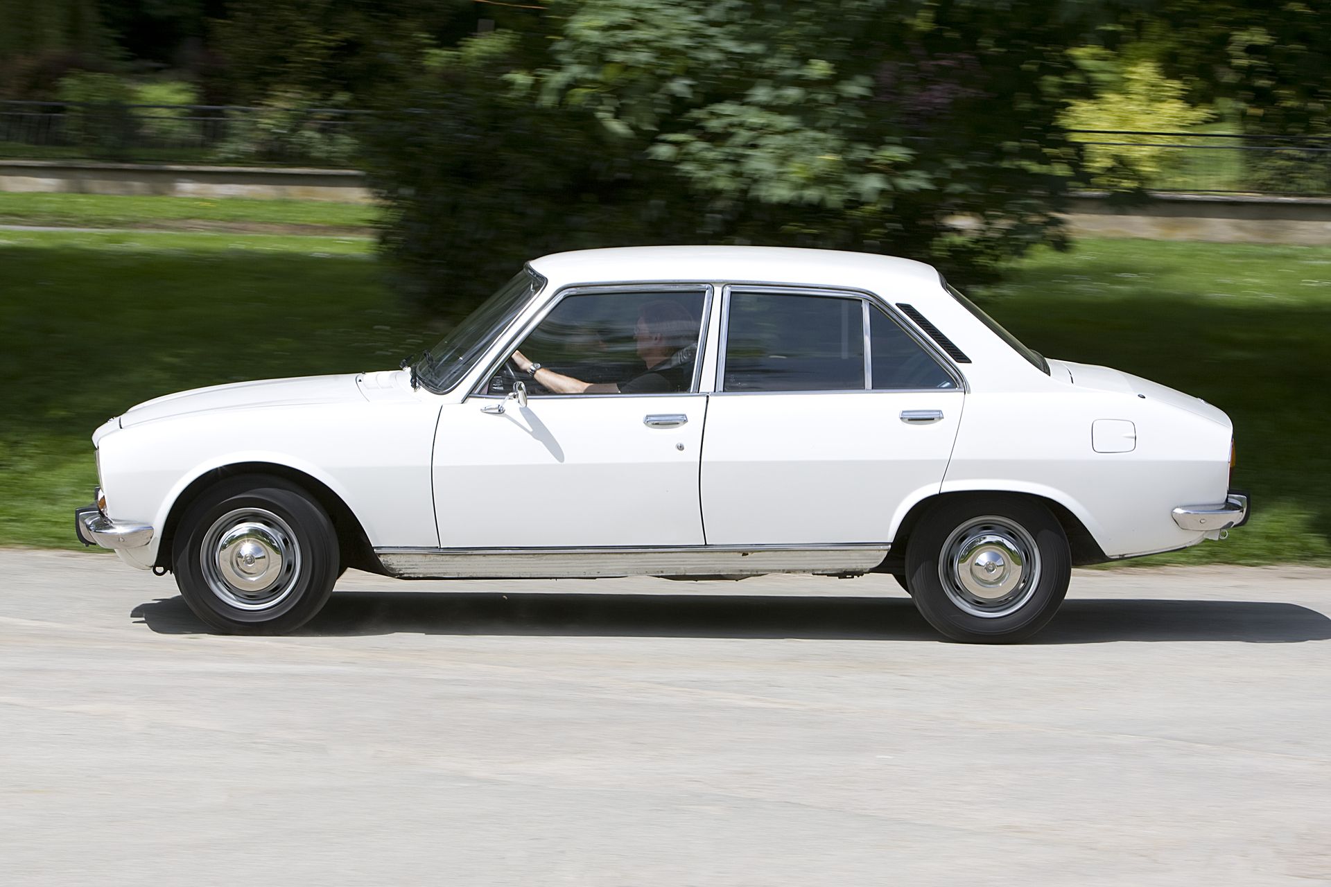 Photo 6 - Les petites histoires de la Peugeot 504