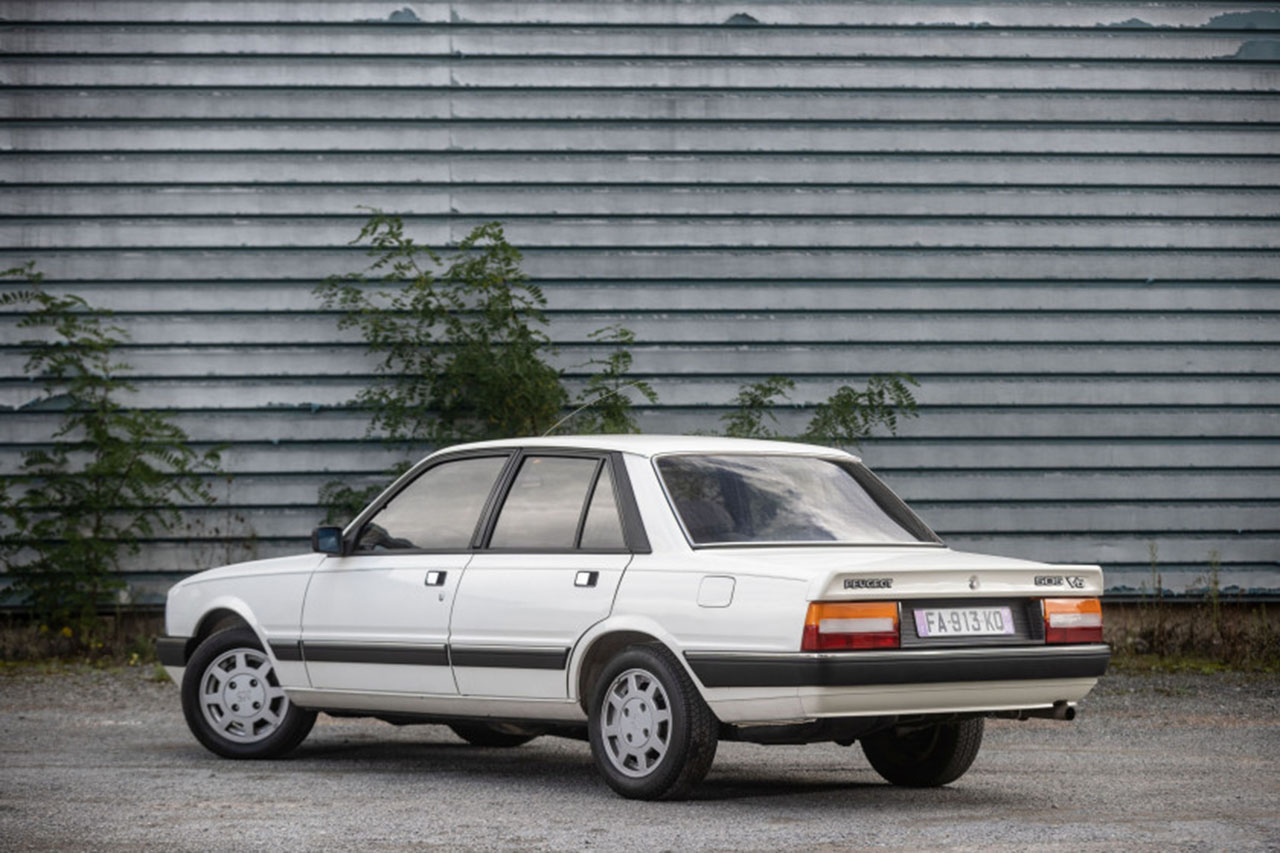 Photo 20 - Peugeot 505 V6 - Un collectionneur a vendu 89 Youngtimers et ...