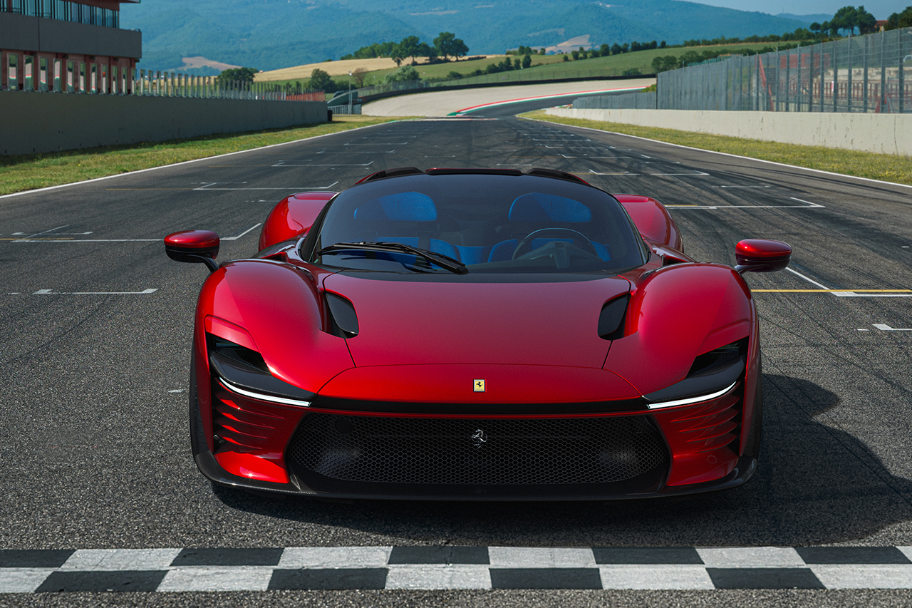 Ferrari Daytona SP3 (2022). Un V12 de 840 ch pour la nouvelle Icona