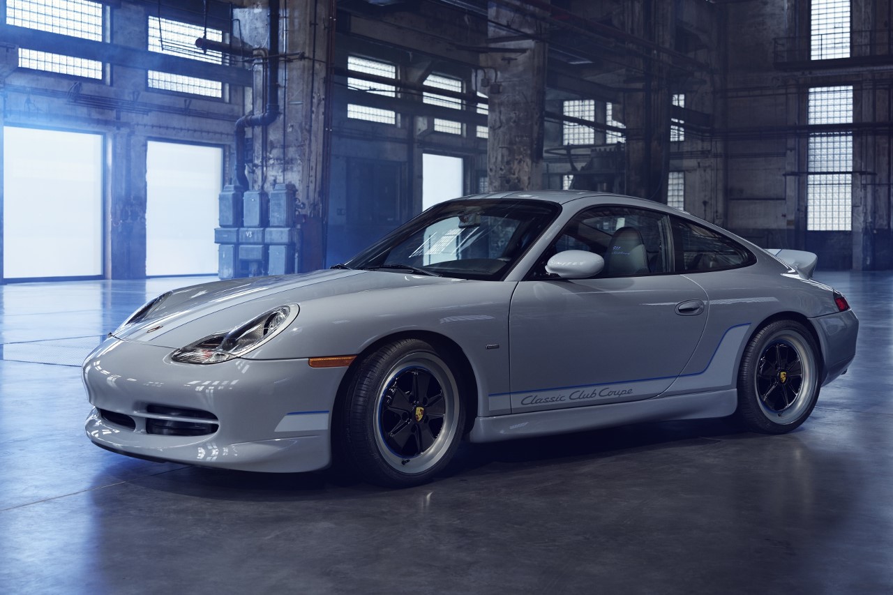 Porsche 911 Classic Club Coupe. Une 996 restomod unique - Photo #1 - L ...