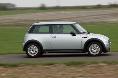 Mini Maxi attachante