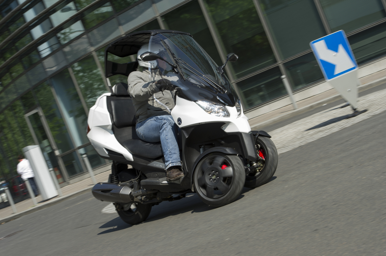 La fiche de l'Adiva 300 AD3