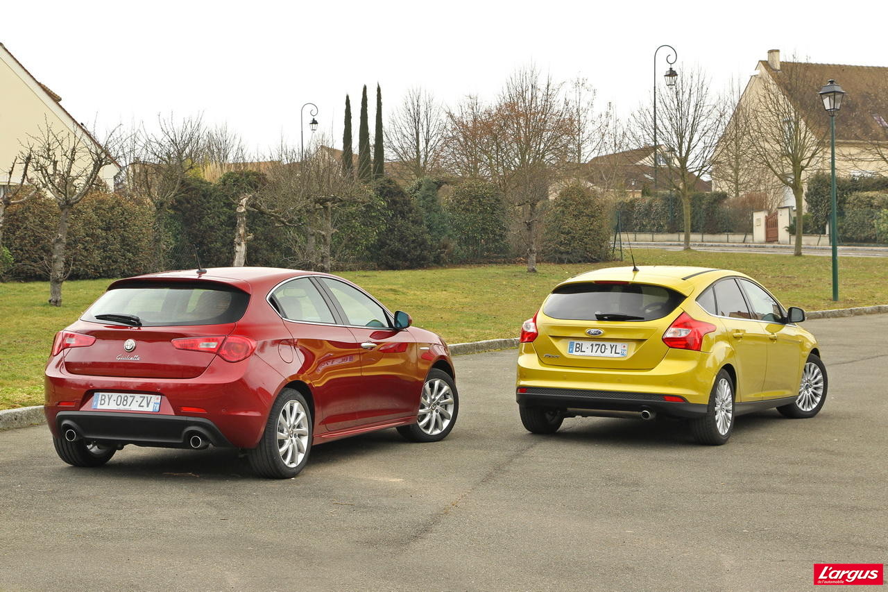 Photo 2 - L'Alfa Giulietta TCT face à la Ford Focus Powershift