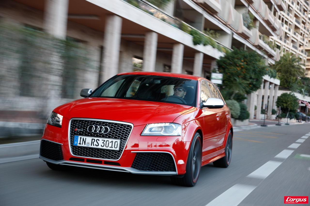 Prix et fiche technique de l'Audi RS3 Sportback (2011)