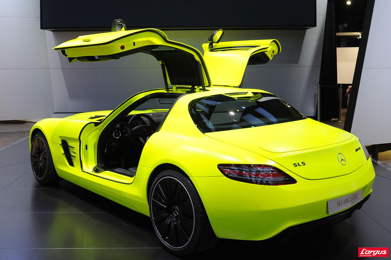 Détroit 2011 : Mercedes SLS AMG E-Cell