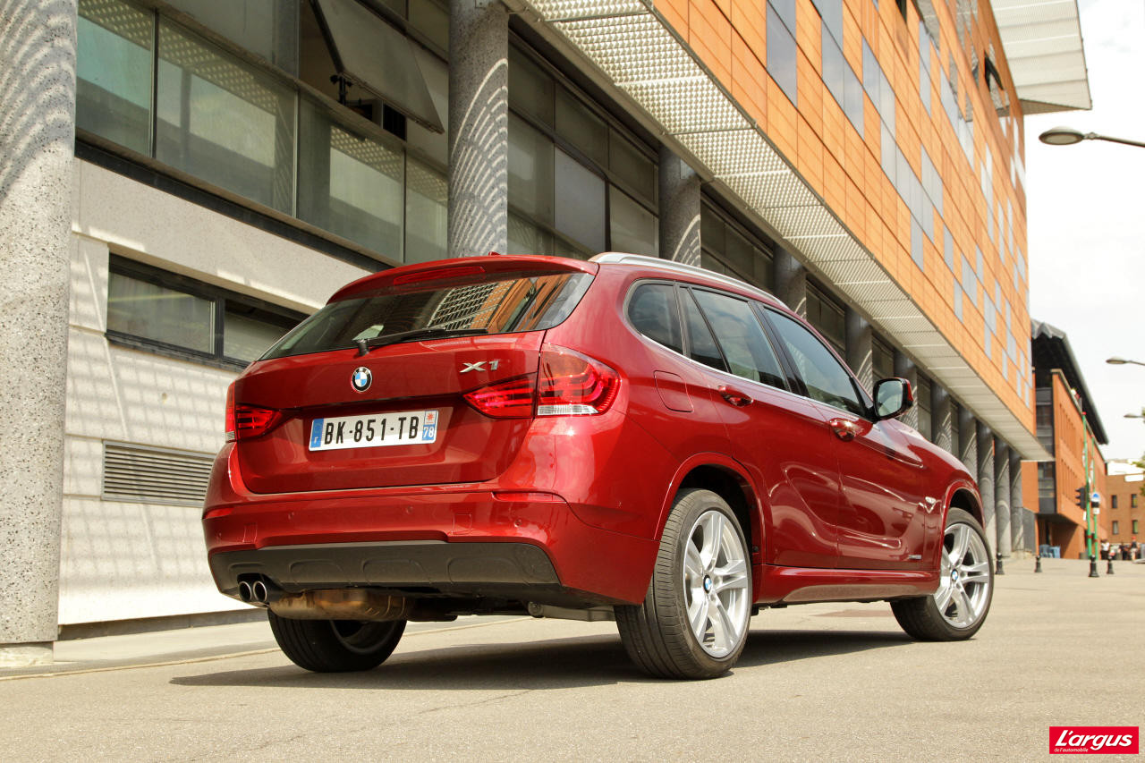 Diaporama et photos - BMW X1 28i : révolution de palais | L'Argus