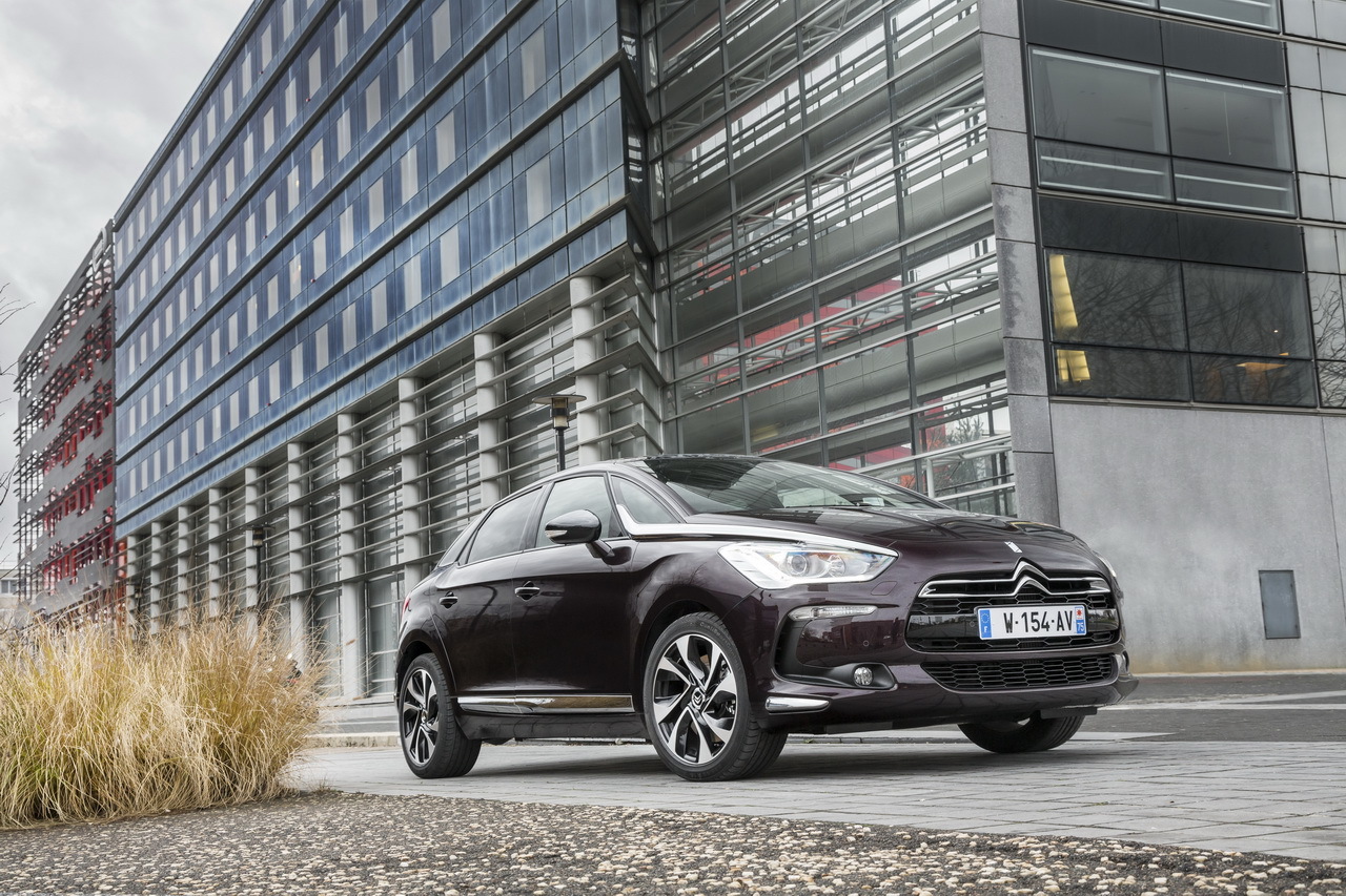 Diaporama et photos - La Citroën DS5 BlueHDi 180 à l'essai (modèle 2014) | L'Argus