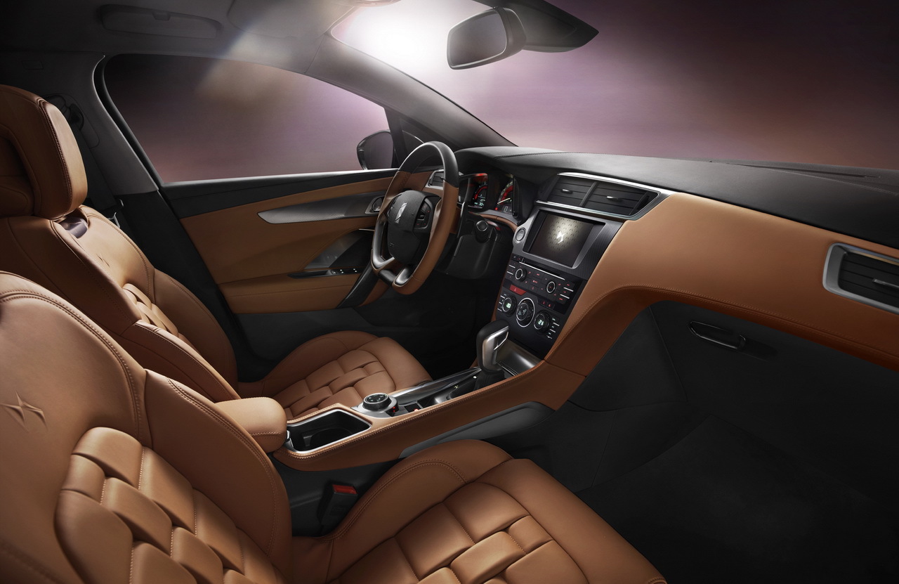 Photo 7 - Citroën premium : bienvenue à bord du SUV DS6 WR (2014) - MAJ