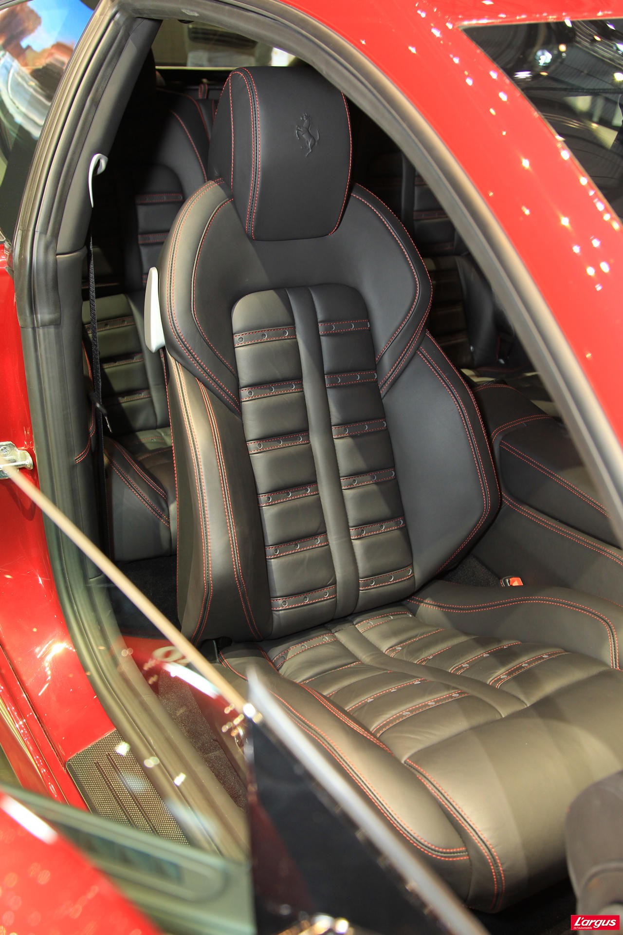 Ferrari_FF_004 - Ferrari dévoile la FF - Salon de Genève 2011