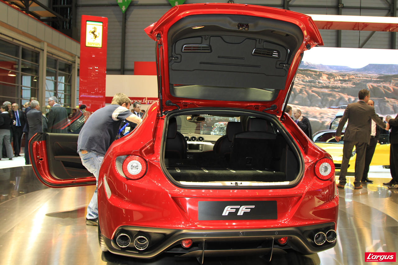 Ferrari_FF_004 - Ferrari dévoile la FF - Salon de Genève 2011