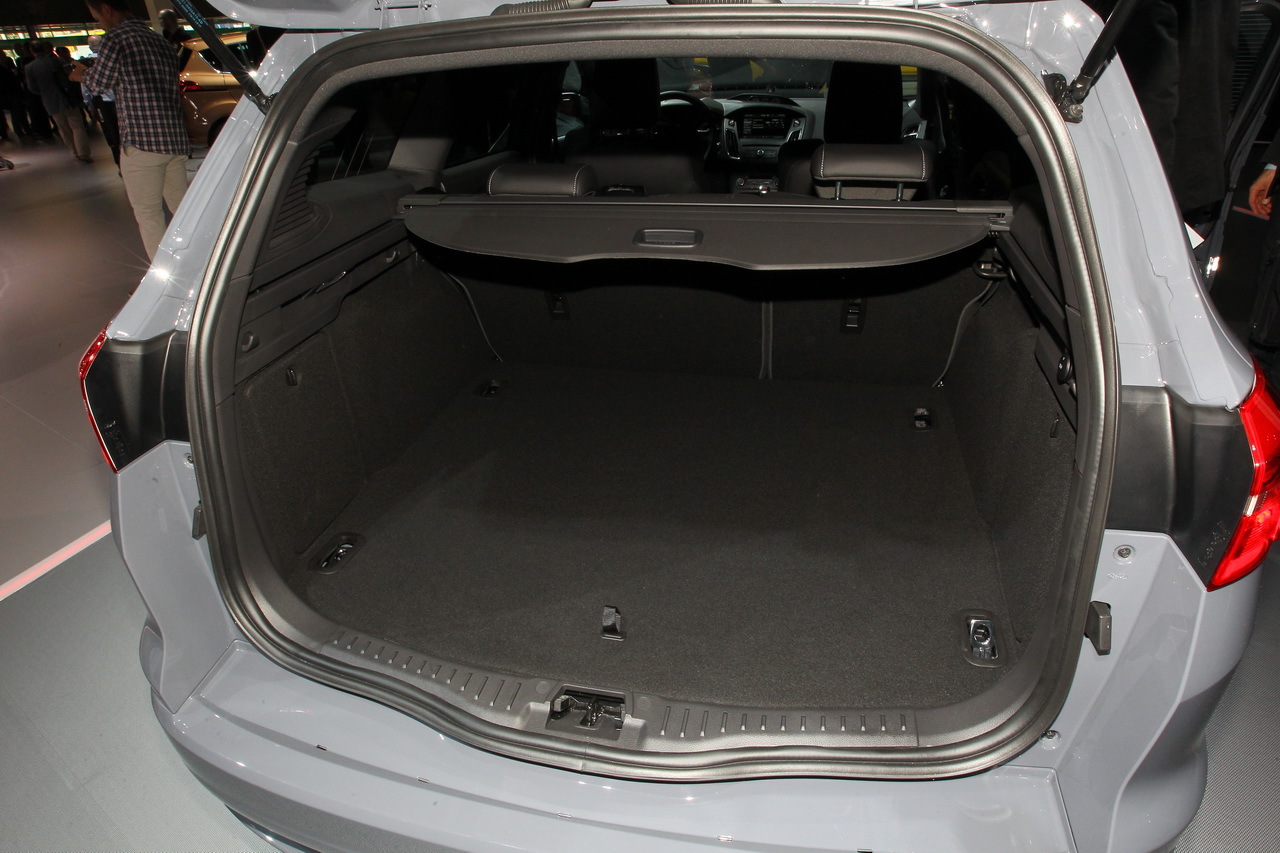 Mondial auto 2014 : Ford Focus ST SW - Photo #7 - L'argus