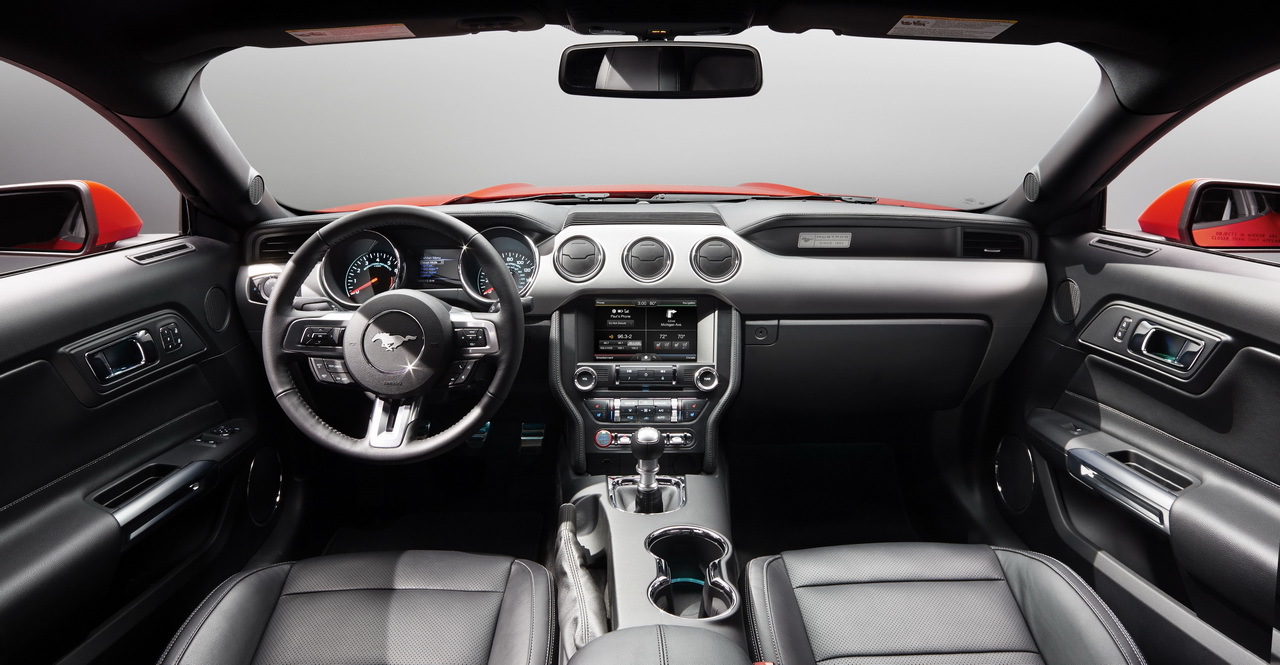 CES 2016 : La Ford Mustang s'offre un cockpit virtuel, merci Delphi