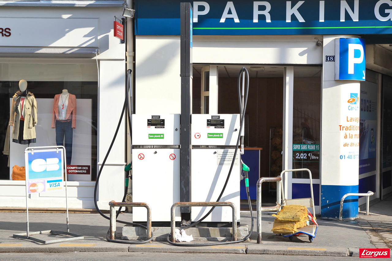 Photo 4 - Plus de 2 euros le litre de SP 95