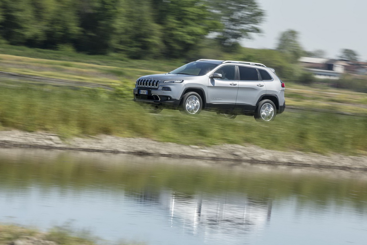 Diaporama et photos - Essai du Jeep Cherokee diesel 2014 | L'Argus