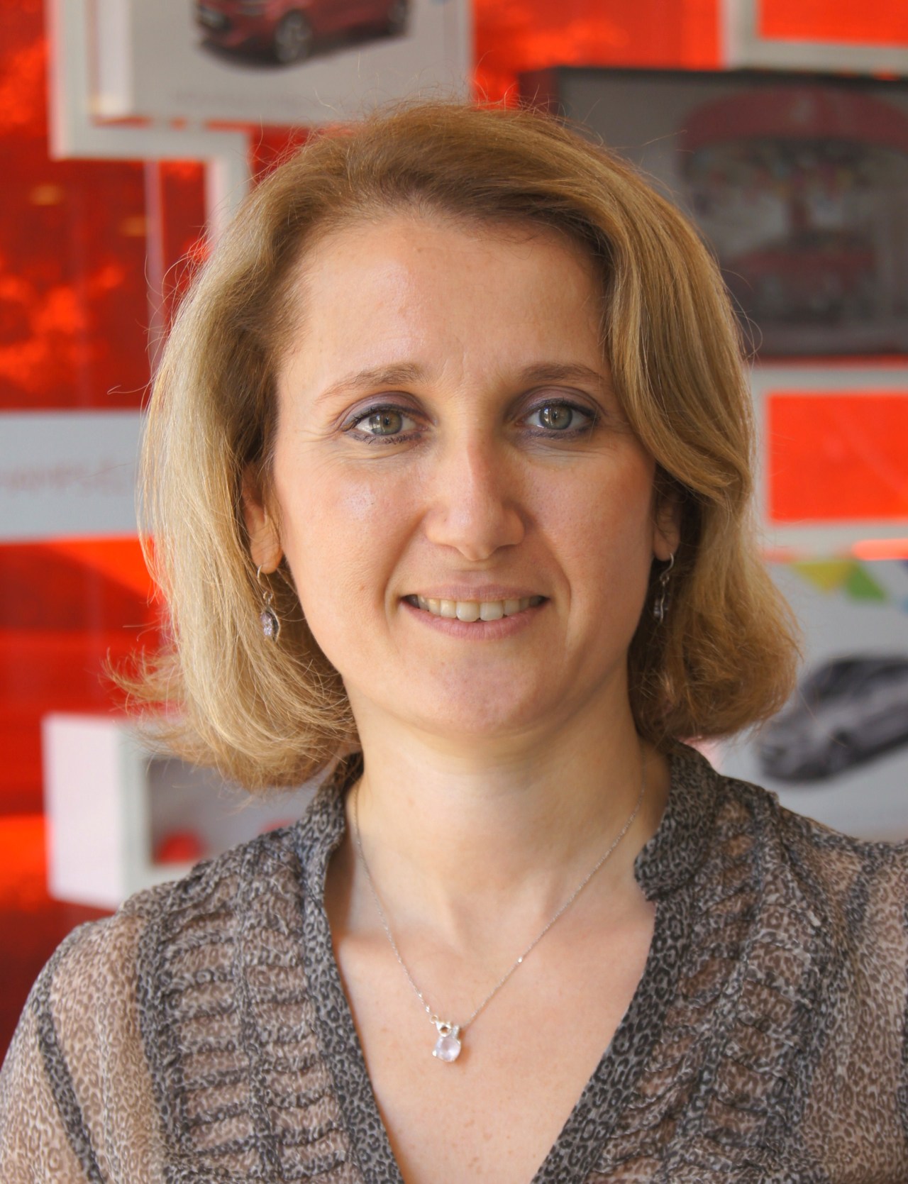 Photo 3 - Peugeot remet les chefs des ventes à l'honneur