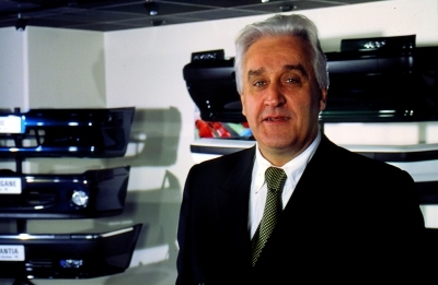 La famille Burelle accroît son emprise dans Plastic Omnium